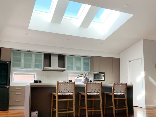 Your Ultimate Guide For Choosing Kitchen Skylights - Natural Lighting ...